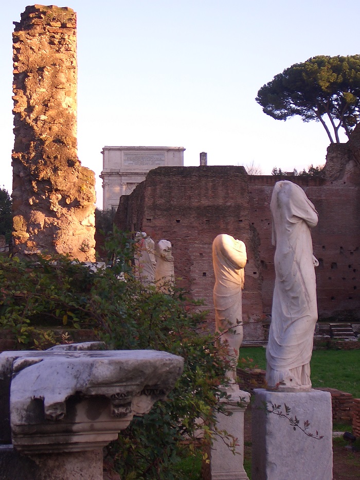 Casa delle Vestali – Visit Rome
